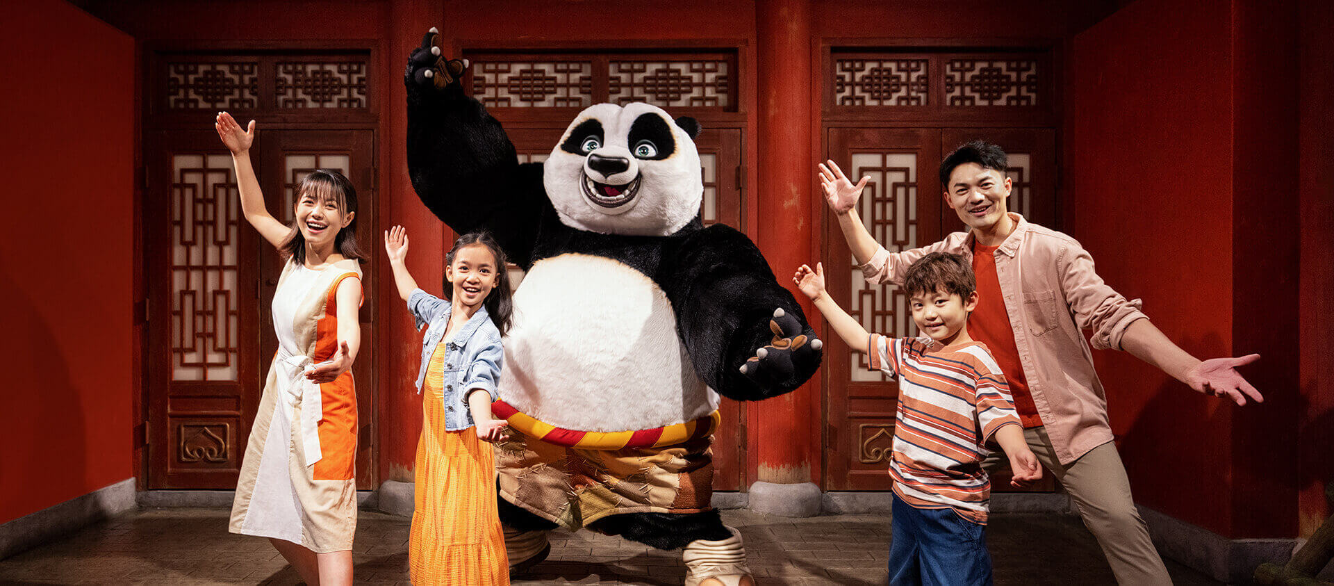 Kung Fu Panda Meet and Greet | Universal Beijing Resort
